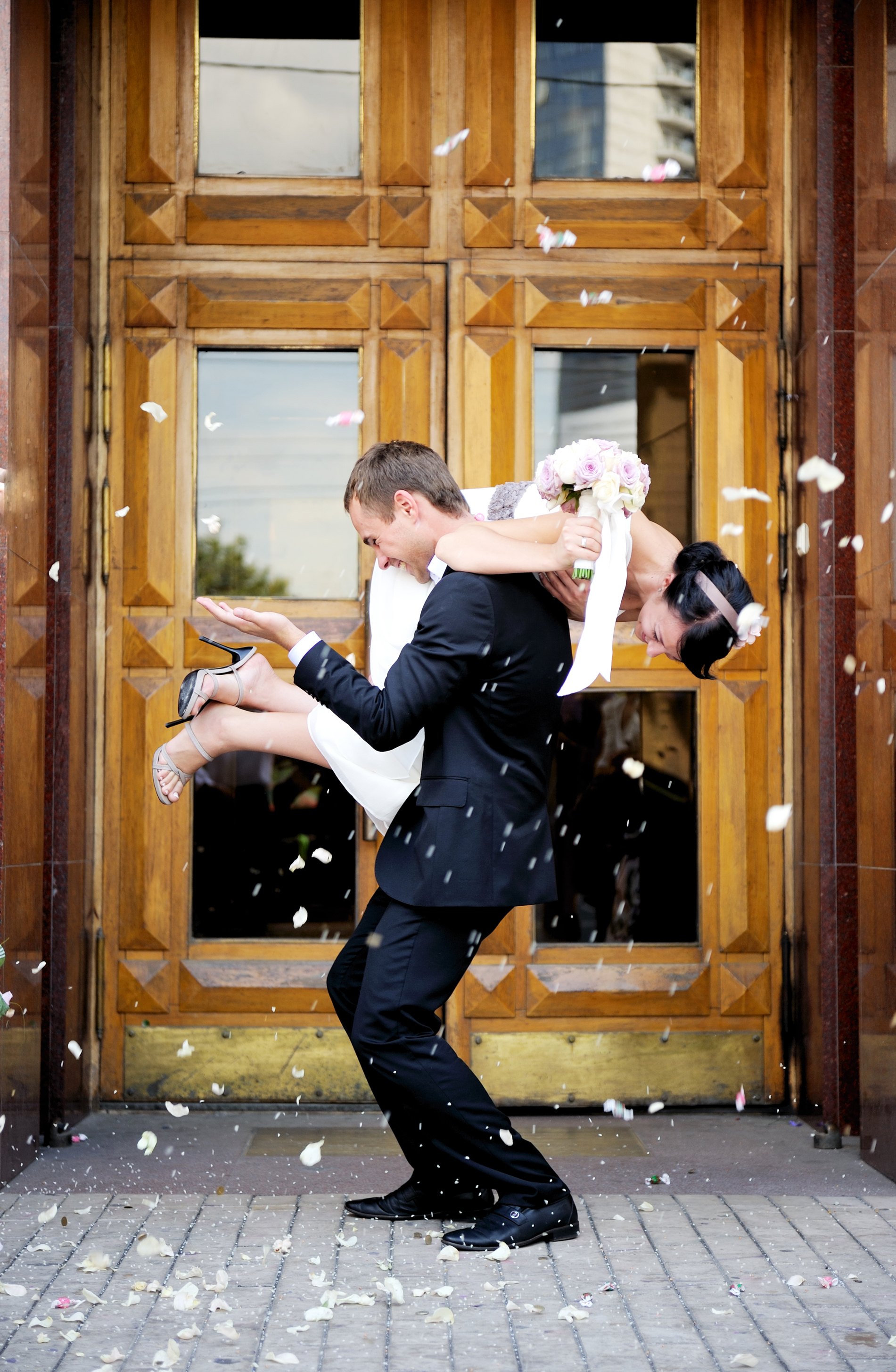 Best Wedding Registries Ideas Suggestions Links Ohmyveil
