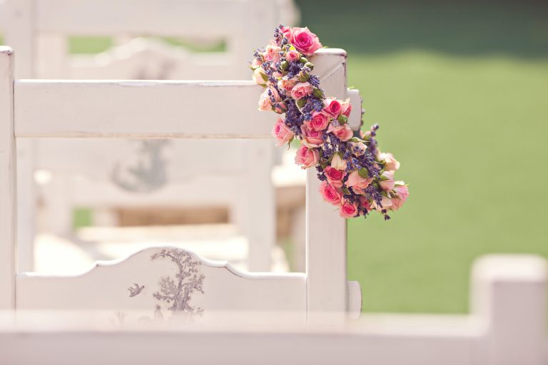Ways To Decorate Chairbacks: Wedding decor, Tips-ohmyveil.com